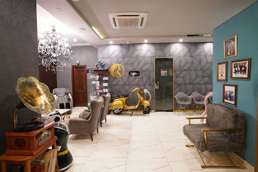 Estheticare - Wikitia