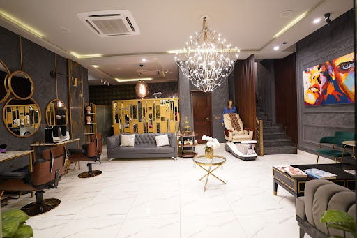 Estheticare - Wikitia