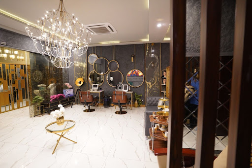 Estheticare - Wikitia