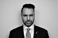 Christopher M. Naghibi - Wikitia