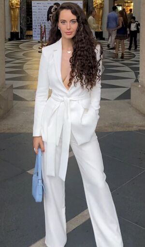 Georgia Walters (actress) - Wikitia